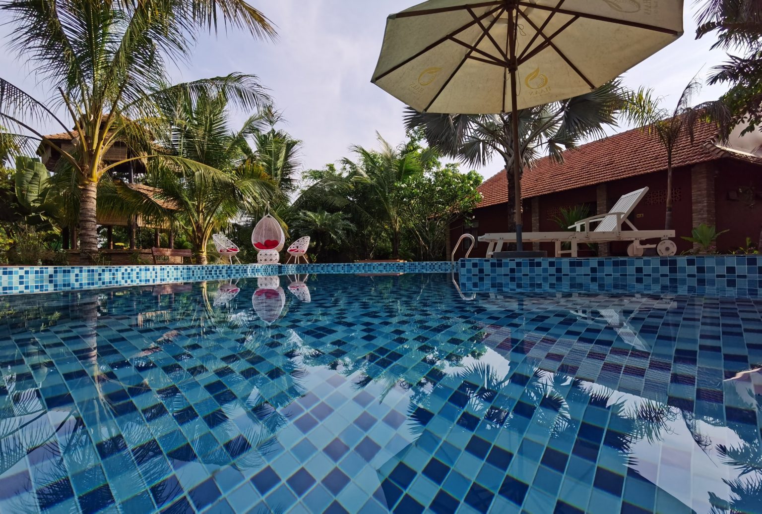 Ranking the 10 best resorts in Vietnam you must definitely refer to ...